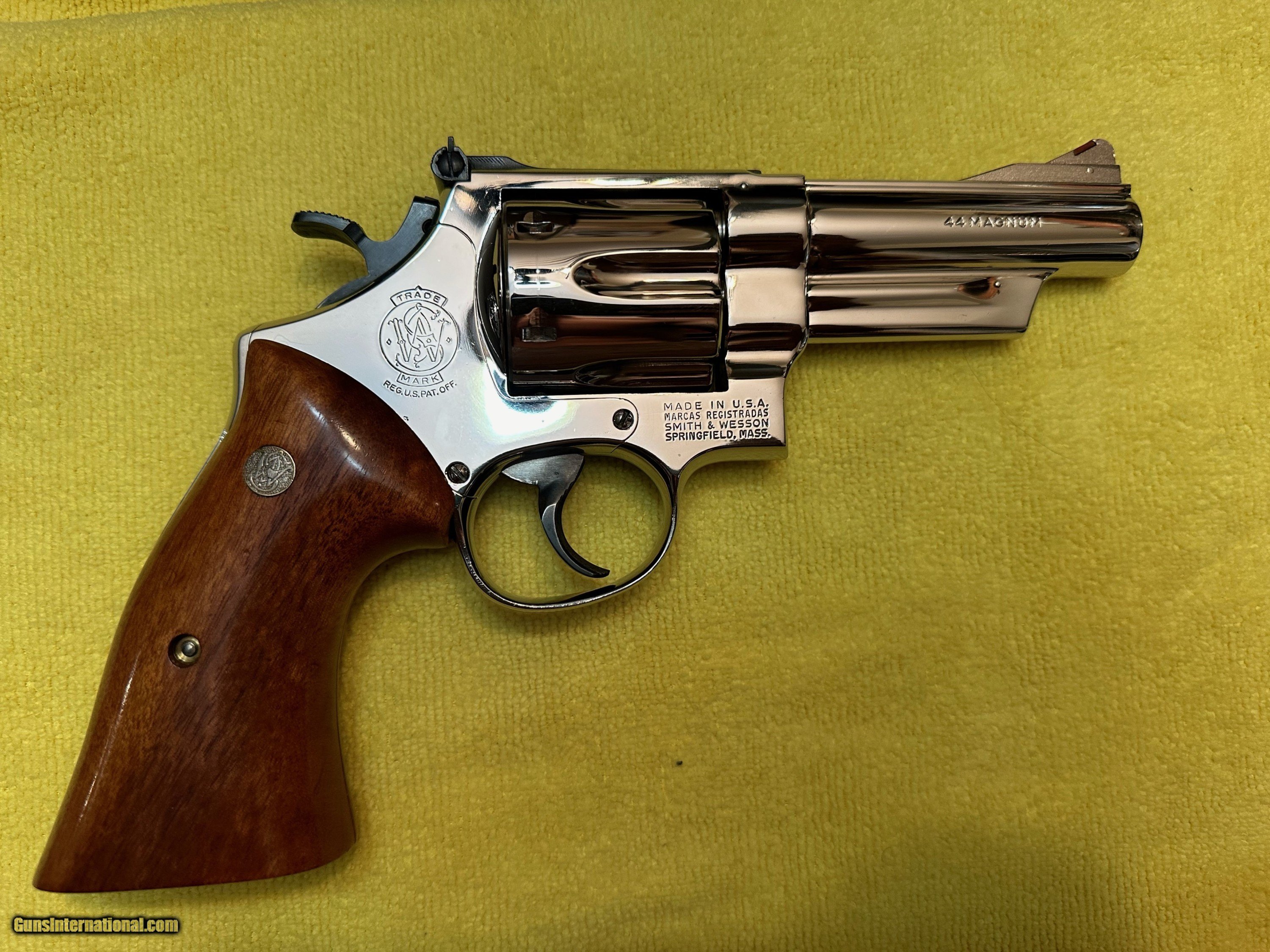 Smith Wesson Model 29-2 4" Nickel 44 Magnum