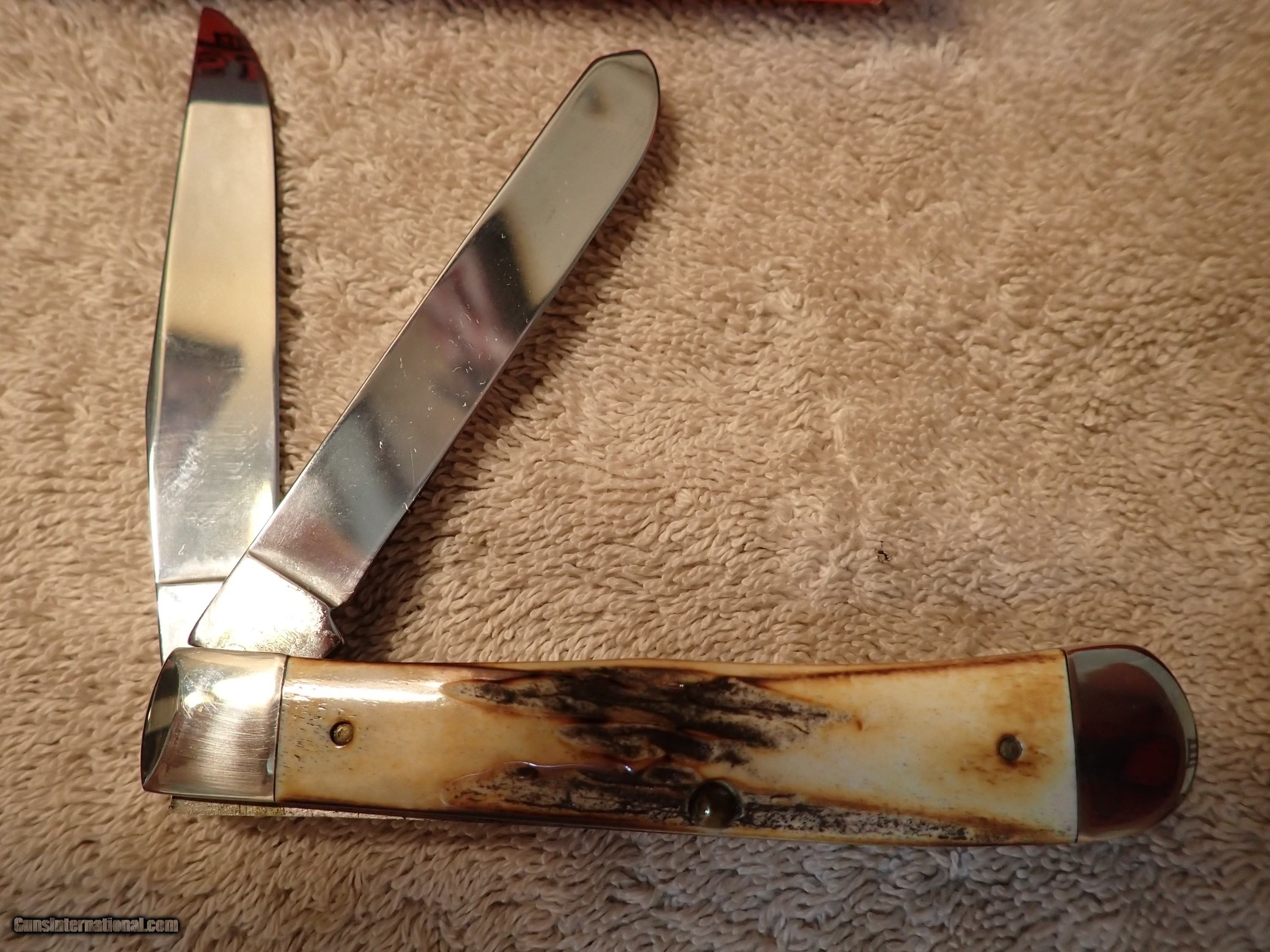 case 2xx trapper (STAG GRIPS)