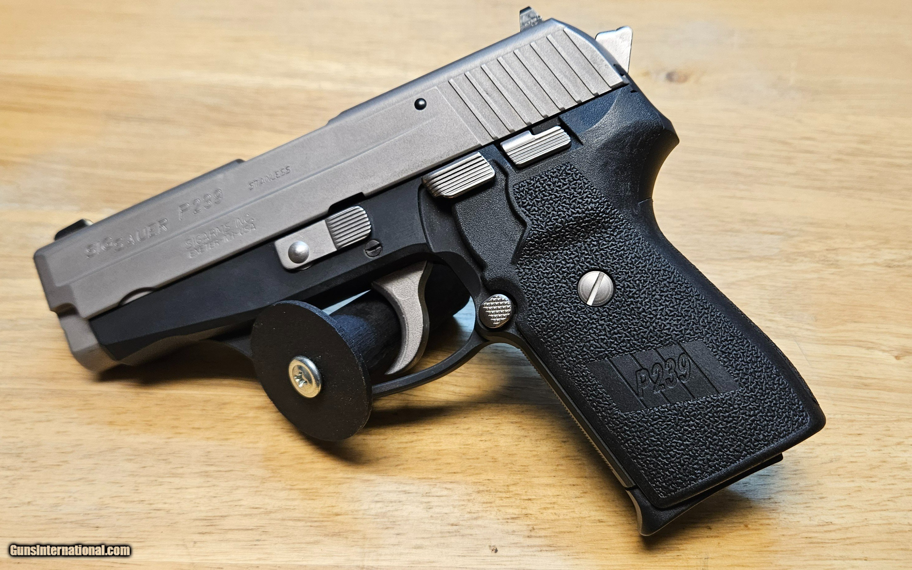 Sig Sauer Model: P239 Cal: 357 Sig