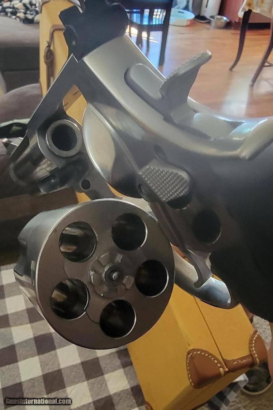 Smith & Wesson 460 Magnum Revolver. 6" Ported barrel. Never Fired. New ...