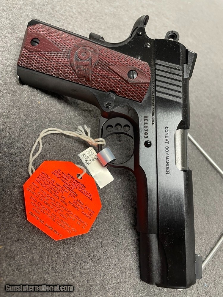 Colt Combat Commander 1911 45 ACP