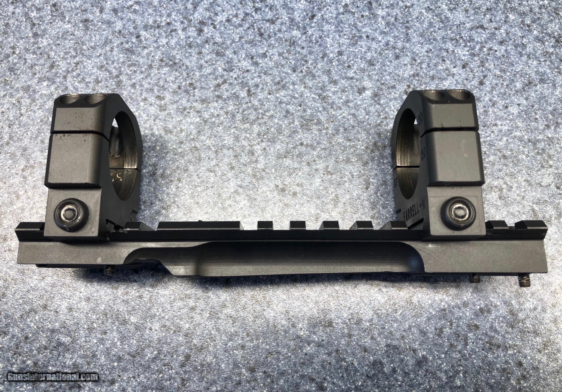 FARRELL INDUSTRIES 30MM MEDIUM STEEL RINGS & FG - FORCE 20 MOA STEEL BASE