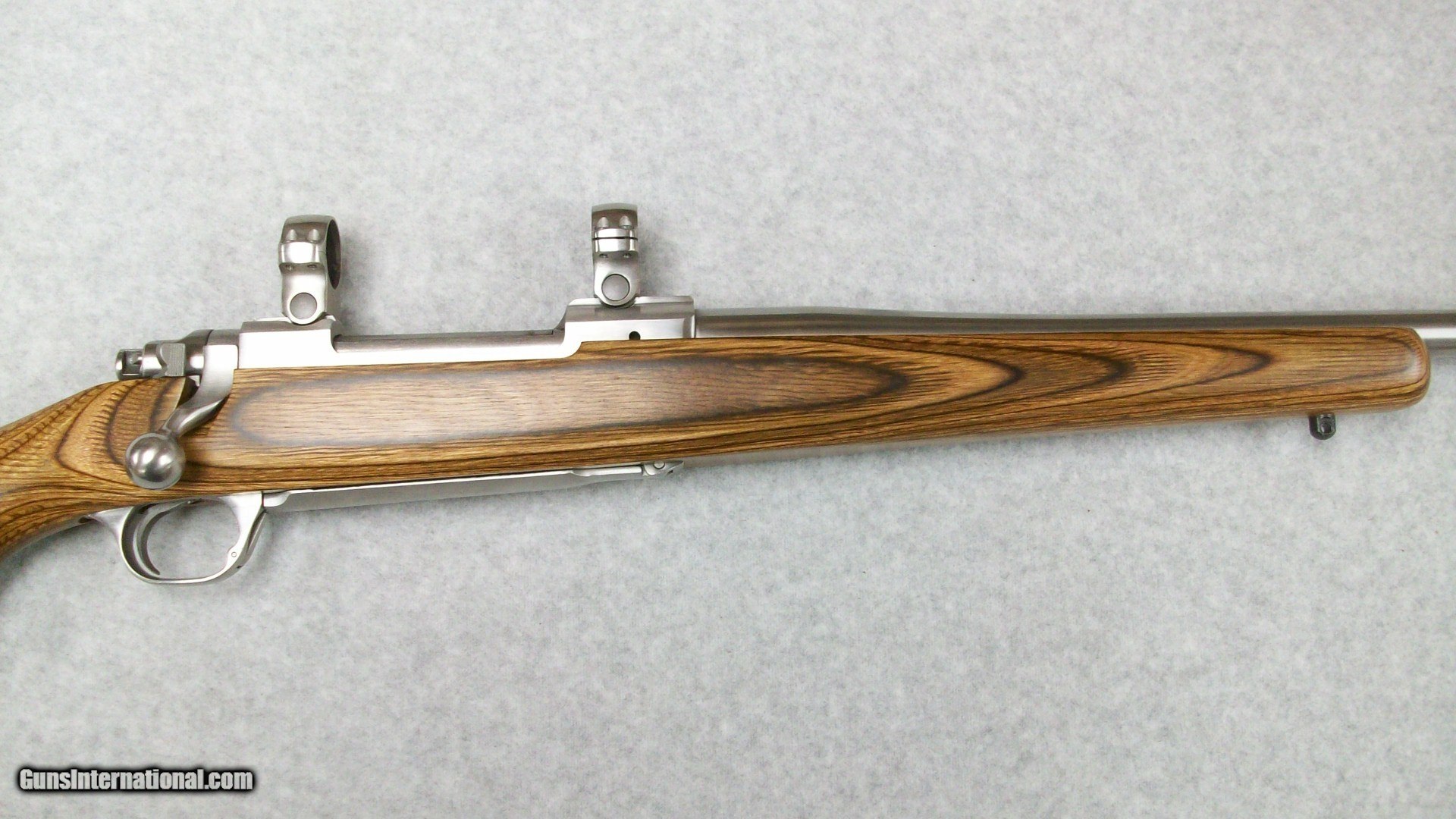 Ruger M77 MKII Stainless Laminate 7mm Remington Magnum MINT!!