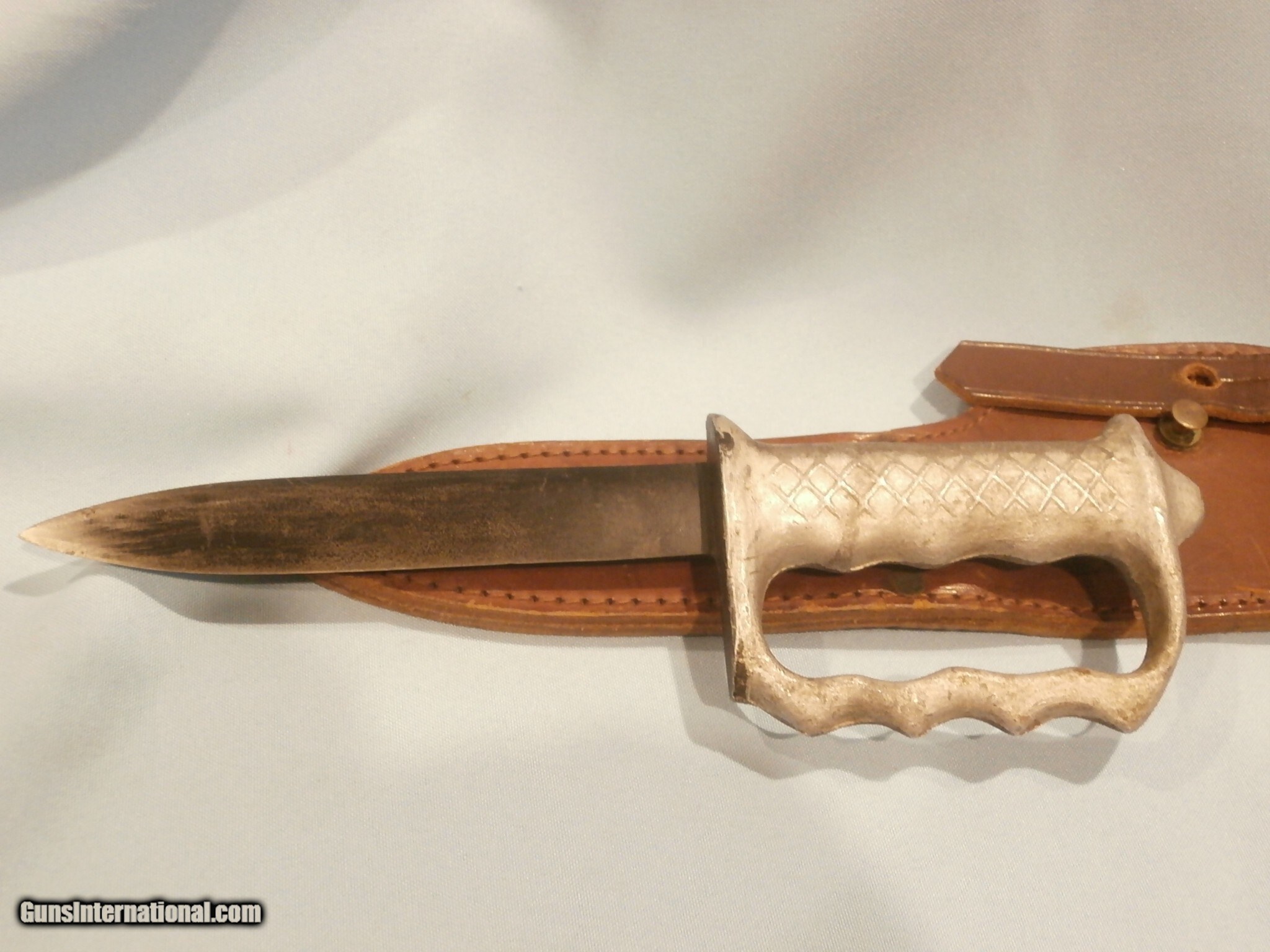 WWII NEW ZEALAND KNUCKLE KNIFE WWII KNUCKLE KNIFE NEW ZEALAND KNUCKLE ...