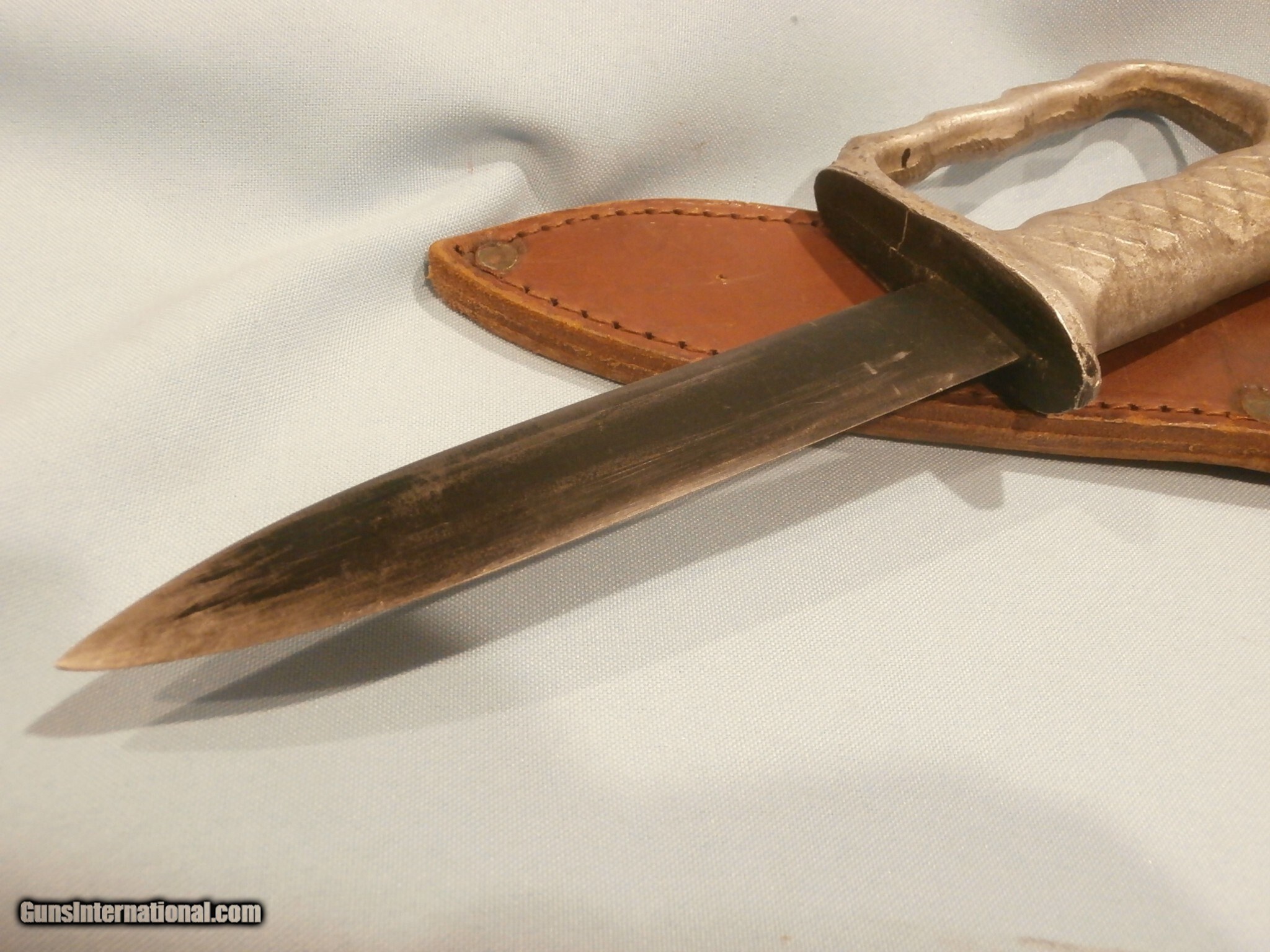 WWII NEW ZEALAND KNUCKLE KNIFE WWII KNUCKLE KNIFE NEW ZEALAND KNUCKLE ...