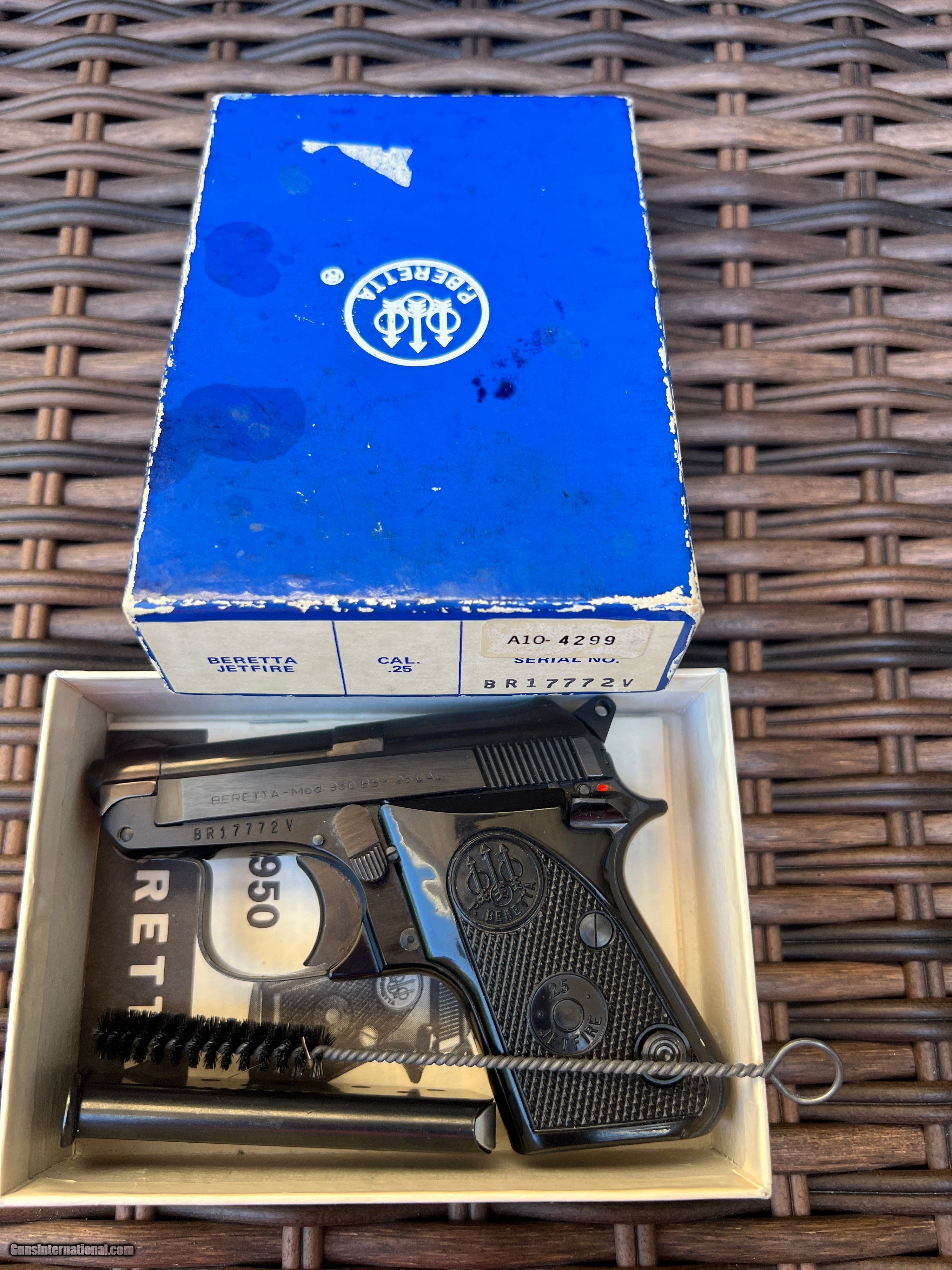 Beretta 950SB Jetfire 25 ACP with correct box, cleaning brush, and pistol booklet
