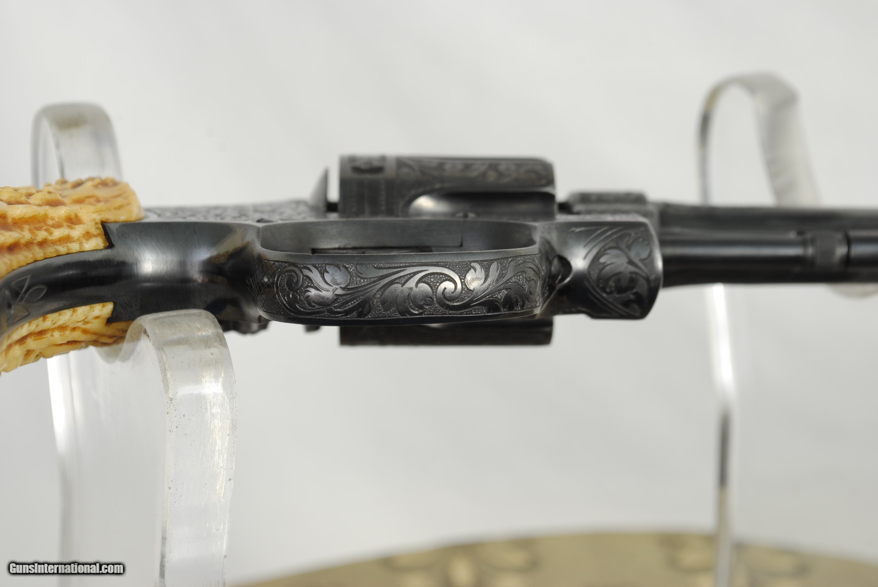 ENGRAVED VINTAGE SMITH & WESSON WITH STAG GRIPS