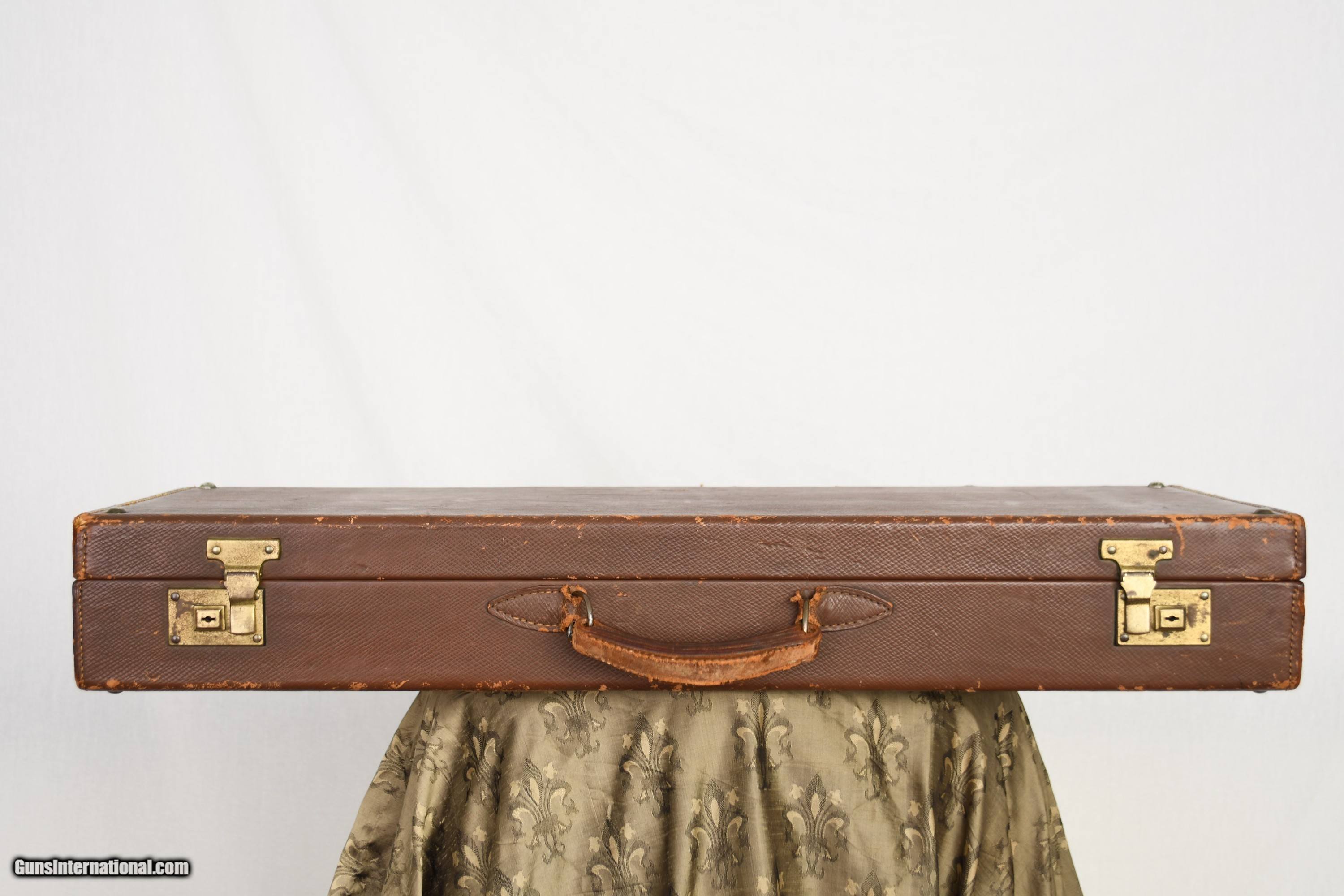 VINTAGE GUN CASE - 32" X 12" X 4 3/4"