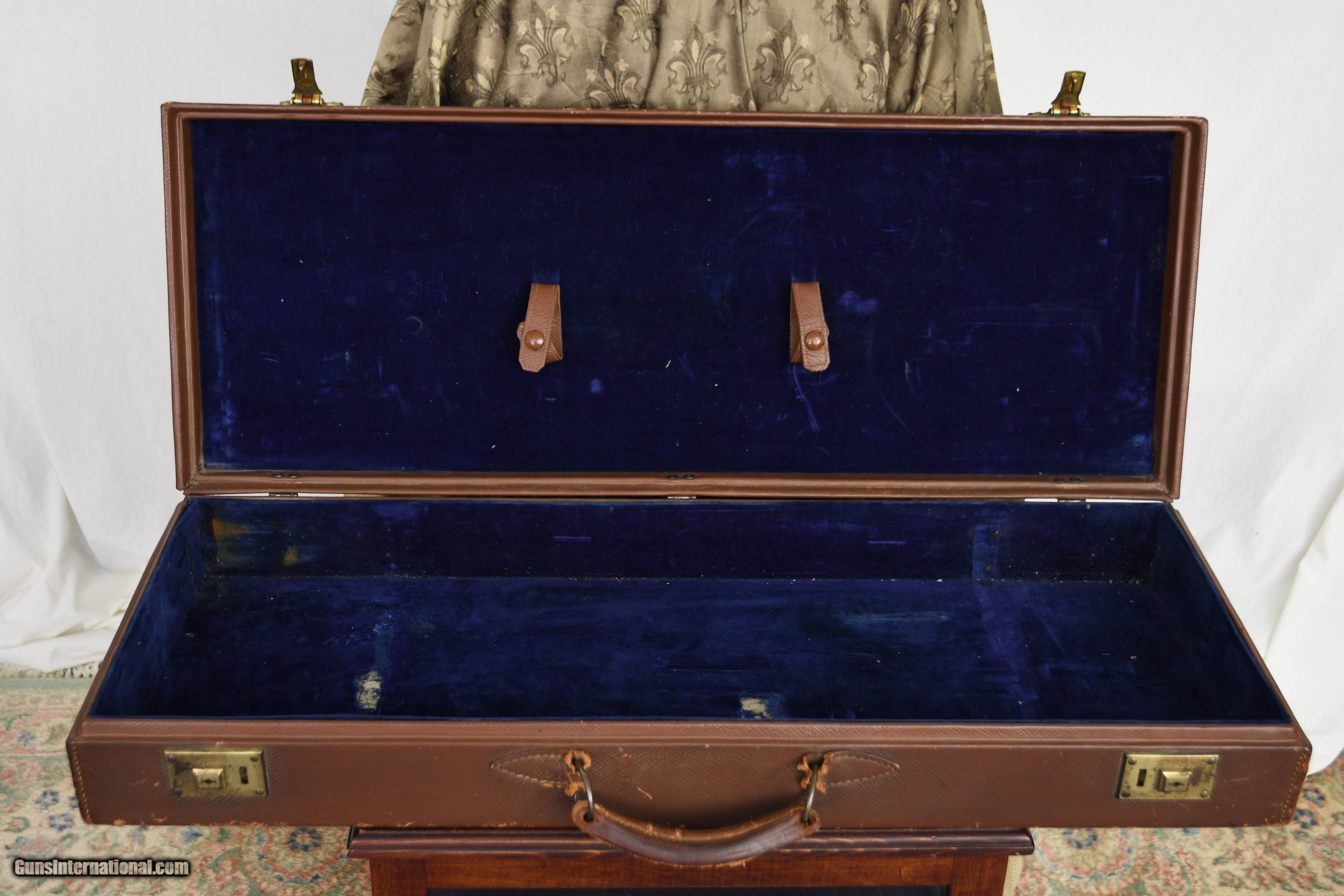 VINTAGE GUN CASE - 32" X 12" X 4 3/4"