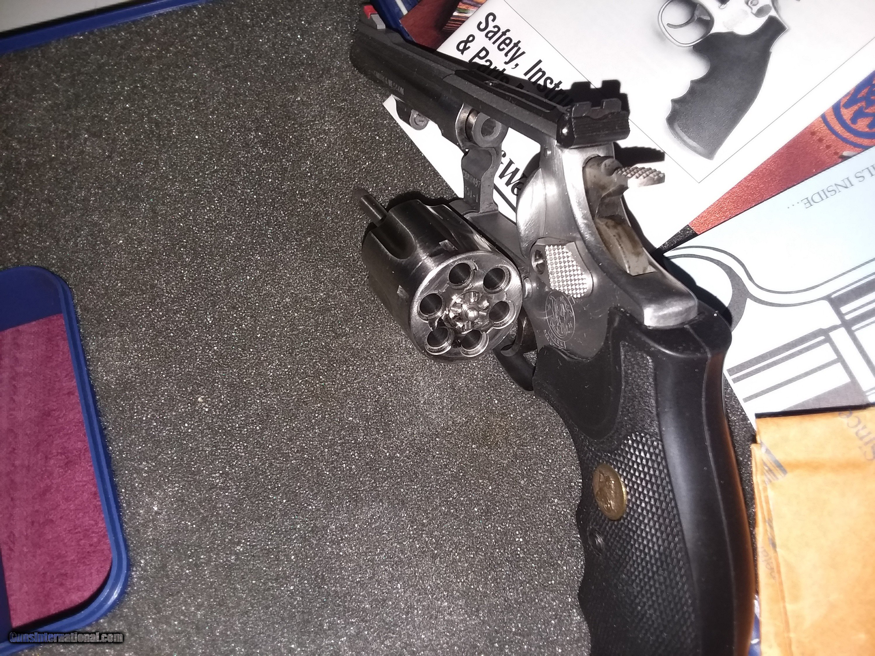 Smith & Wesson 651-1 22 mag