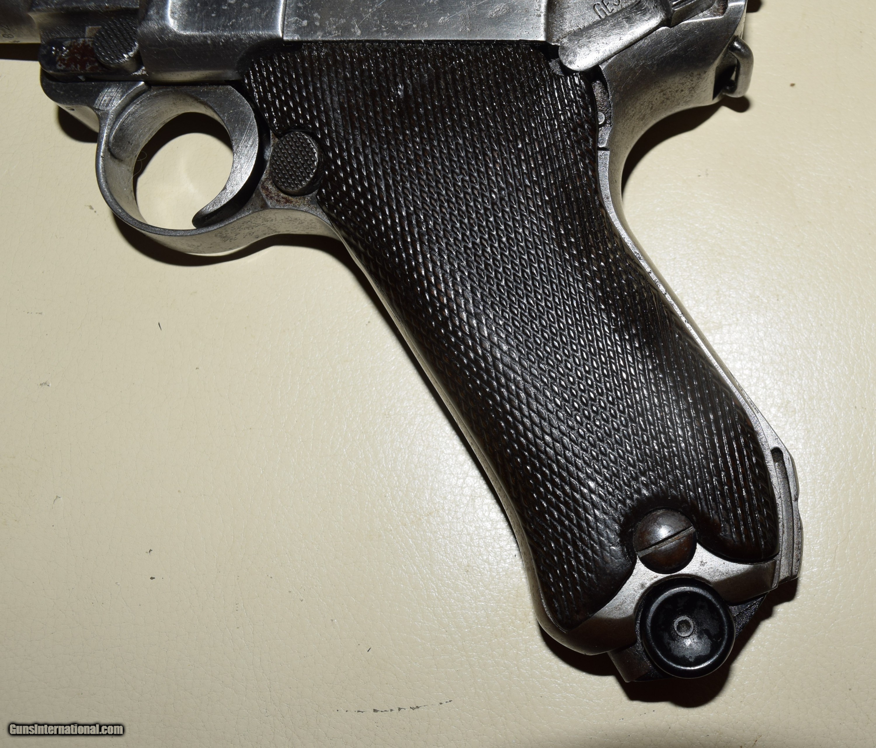 WW II German Luger. Mauser, P.o8 Matching numbers and correct magazine ...