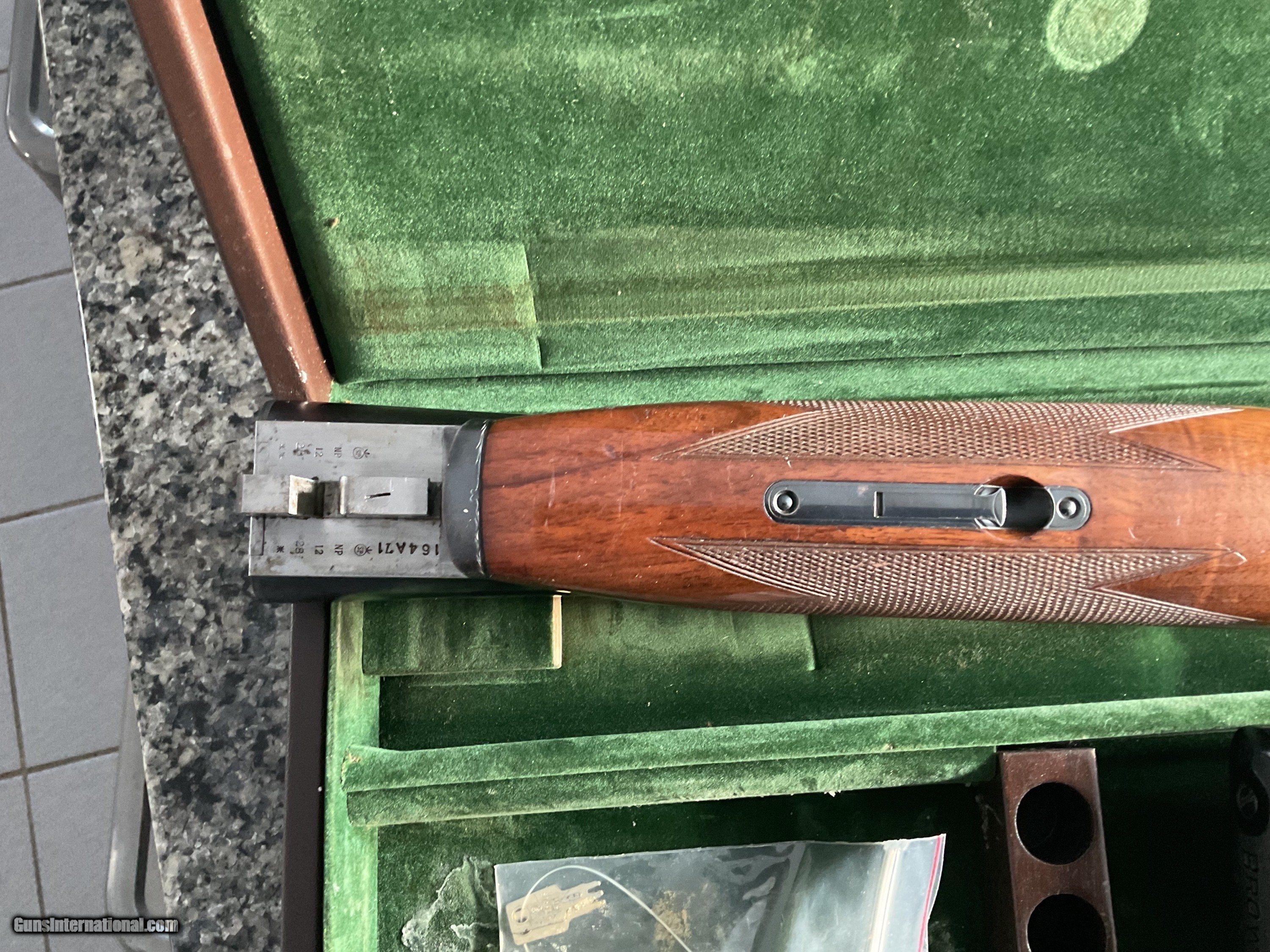 Browning BSS 12 gauge 28 inch barrels, first year production factory case