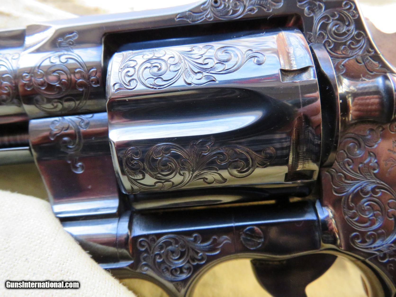 COLT PYTHON B engraved 357