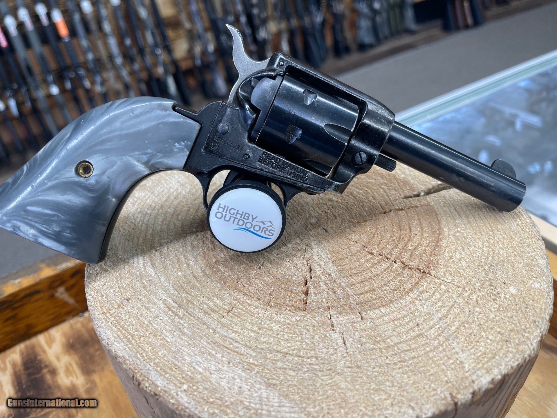 Heritage Barkeep Revolver - .22 LR - 3.6" - Black with Gray Pearl Grip