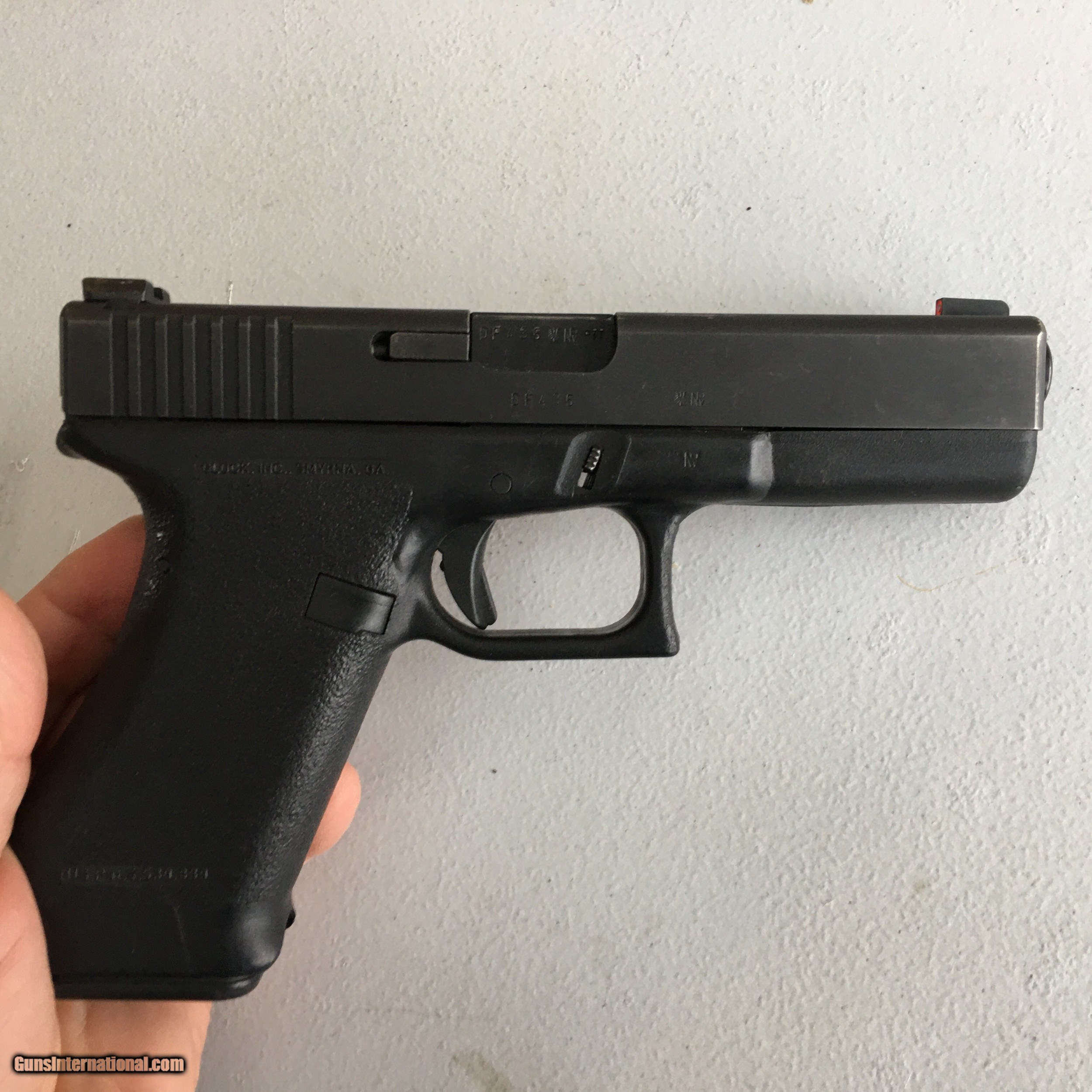 EARLY GLOCK 17 1st GEN