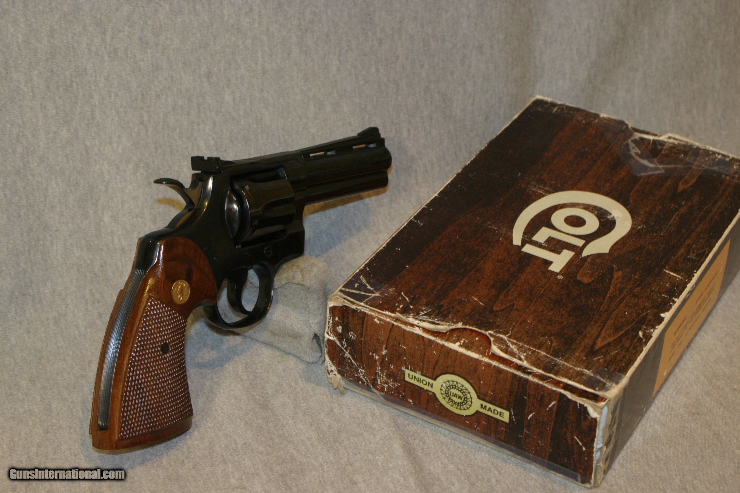 COLT PYTHON 1981