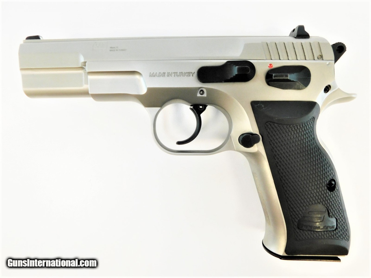 SAR Arms Sarsilmaz 2000 9mm Luger 4.5" 17 Rounds Stainless - DEMO MODEL