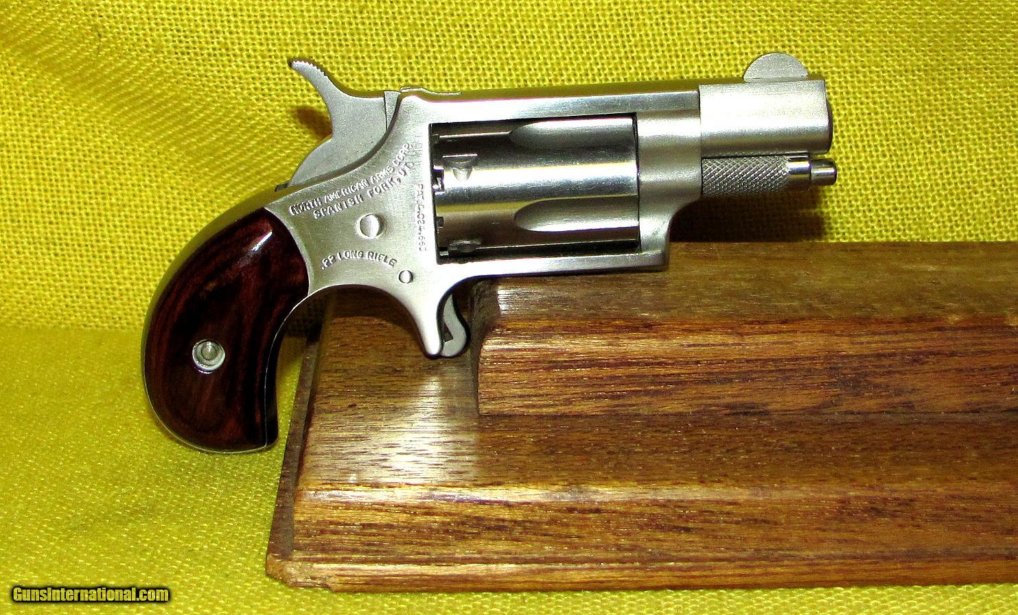 NAA MINI REVOLVER