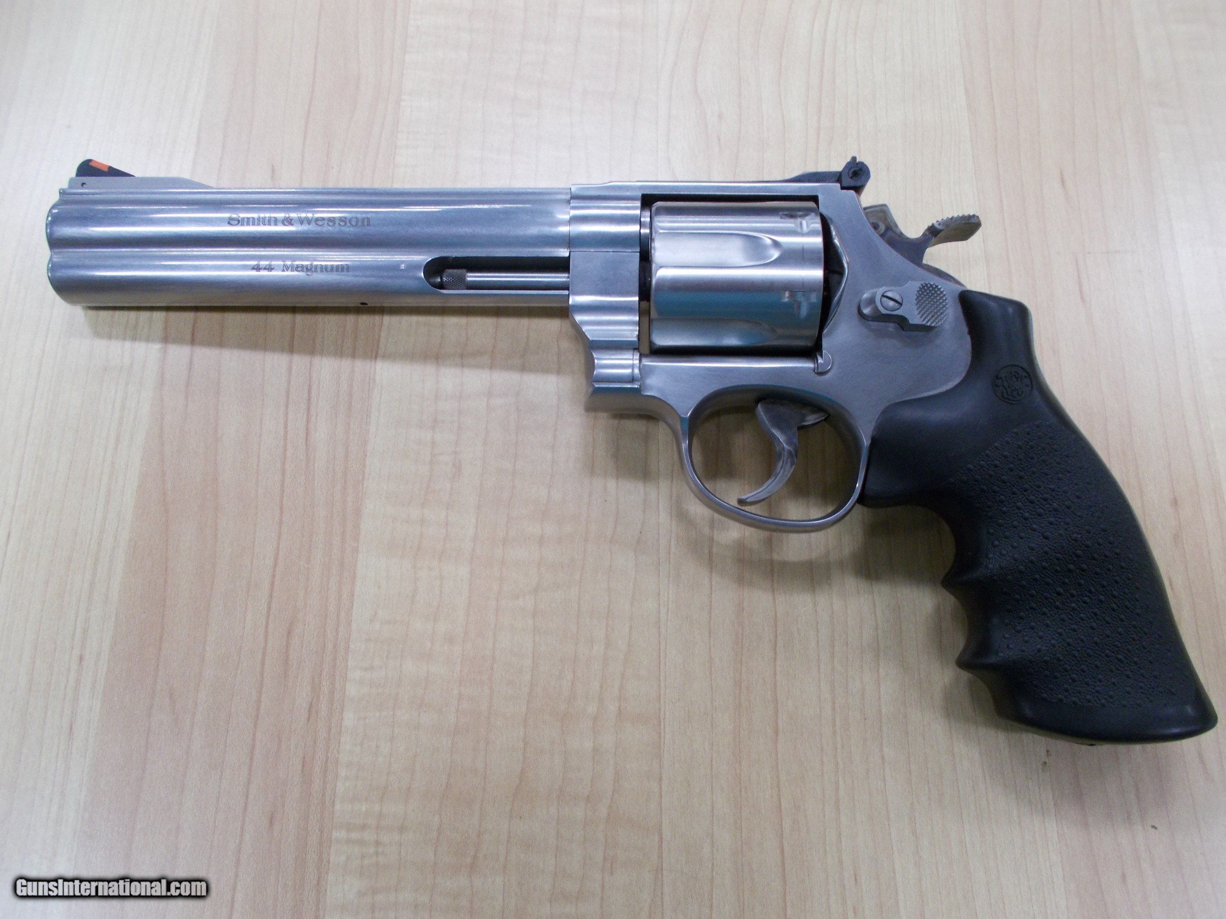 S&W MOD 629-4 STAINLESS 44 MAG 6 1/2"