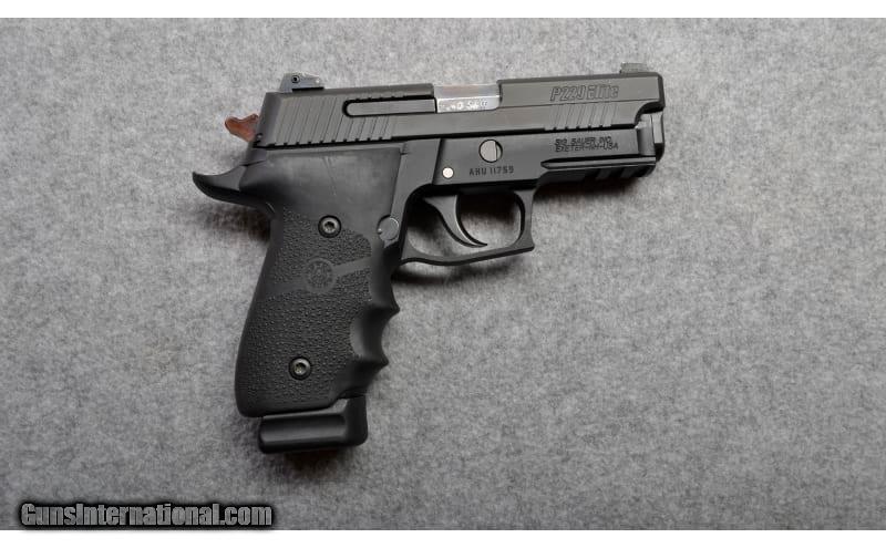 SIG Sauer~P229 Elite~.40 S&W