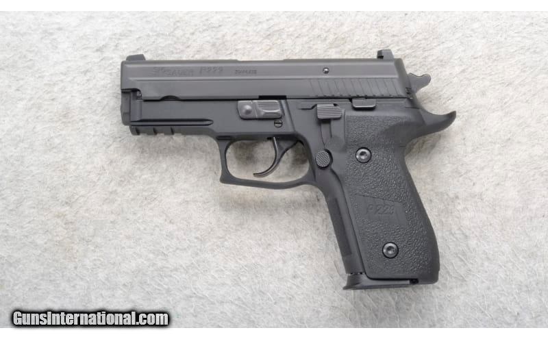 Sig Sauer ~ P229 ~ .40 S&W