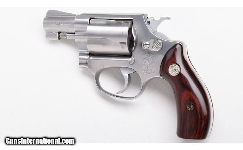 Smith & Wesson ~ Model 60-7 ~ .38 S&W Special