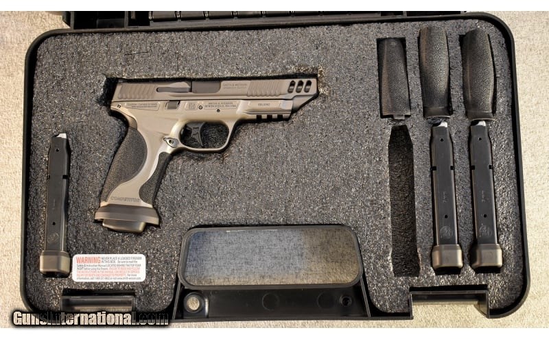 Smith & Wesson ~ Performance Center ~ M&P9 M2.0 Competitor ~ 9mm Smith & Wesson ~ Performance Center ~ M&P9 M2.0 Competitor ~ 9mm
