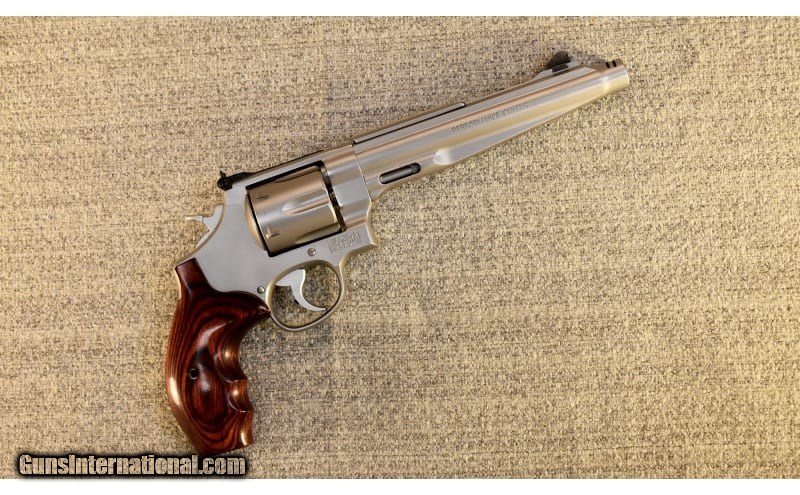 Smith & Wesson Performance Center ~ Model 629-6 Compensated Hunter ~ .44 Rem. Mag.