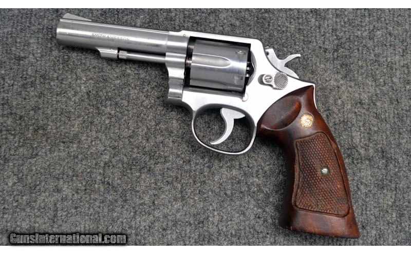 S&W ~ 64-3 ~ .38 Spl