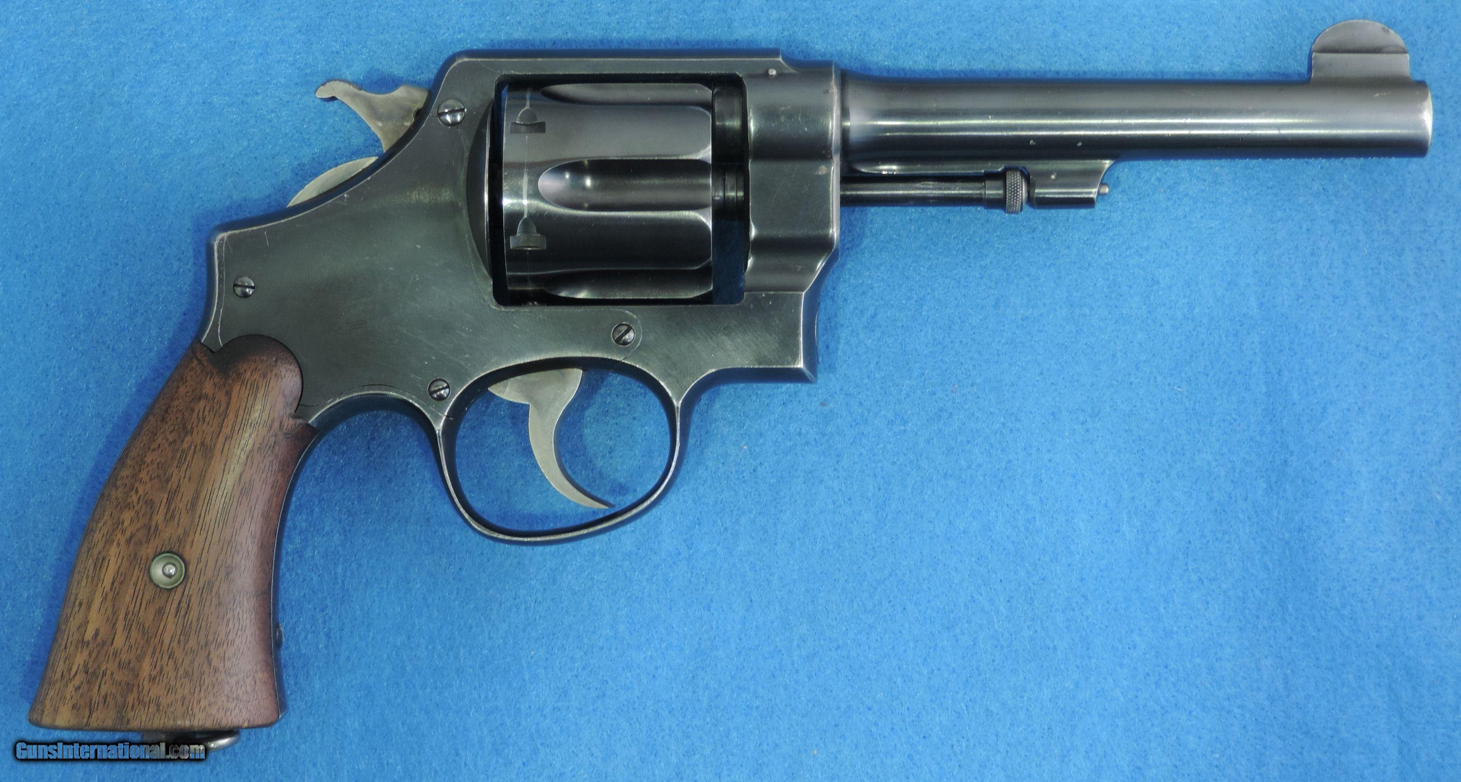 Smith & Wesson, (S & W). Model 1917, Cal. .45 acp. Ser 1208XX.