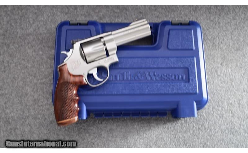 Smith & Wesson ~ 625-8 Jerry Miculek Edition ~ .45 ACP
