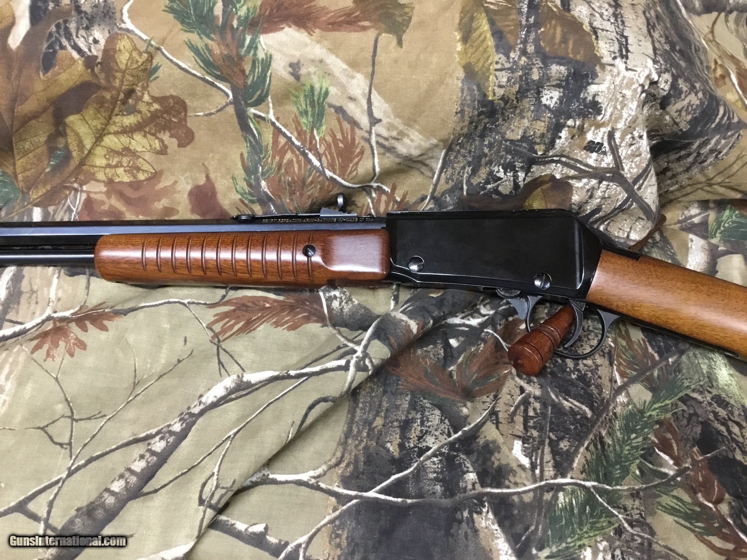 NIB HENRY 22 MAG Pump Rifle , Octagon Barrel