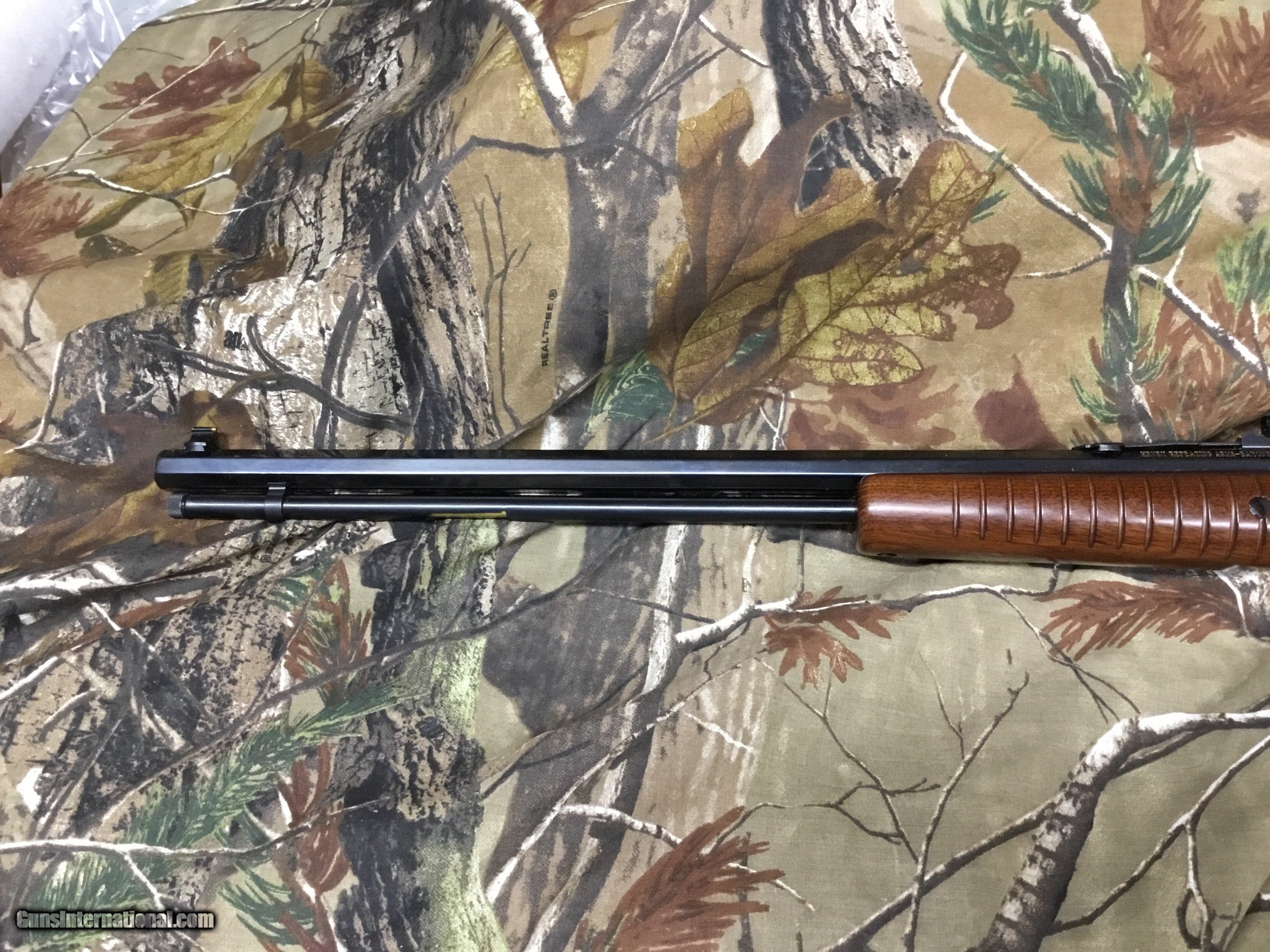 NIB HENRY 22 MAG Pump Rifle , Octagon Barrel