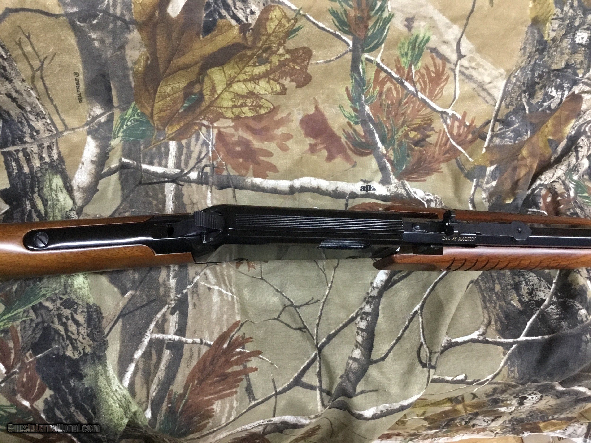 NIB HENRY 22 MAG Pump Rifle , Octagon Barrel