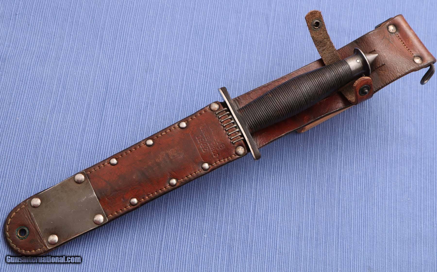 Original Vintage CASE V-42 Stiletto and M6 Scabbard