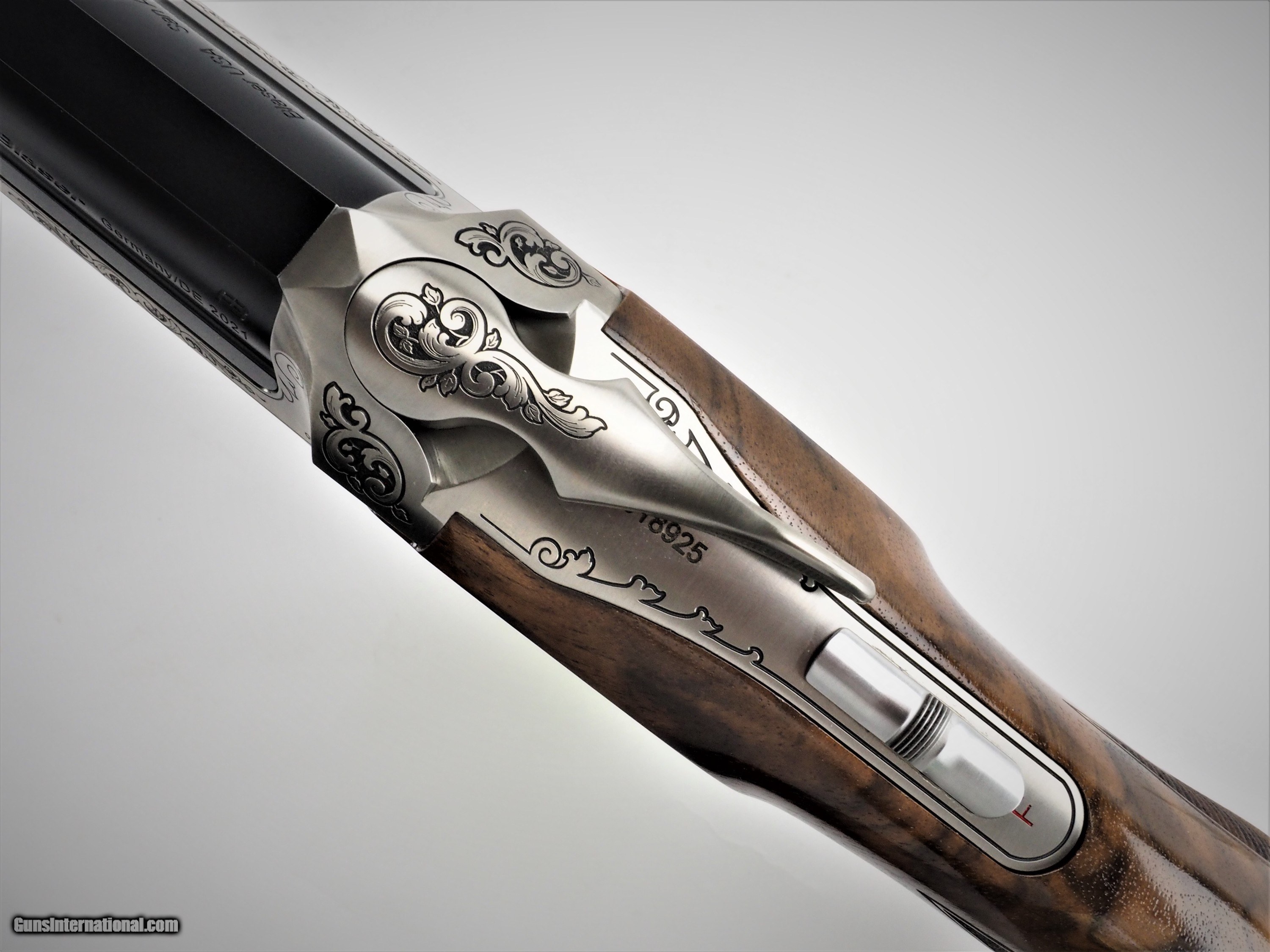 Blaser F3 Vantage- Grand Luxe- 12ga/32" - NEW - Wood grade 6