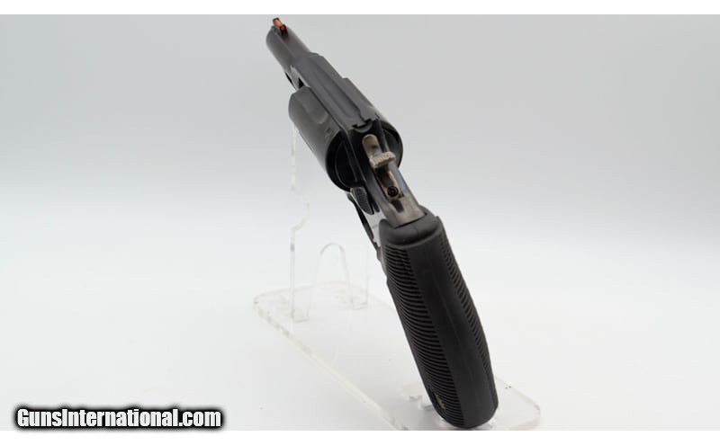 Taurus~Judge~.45 Long Colt/.410 Gauge