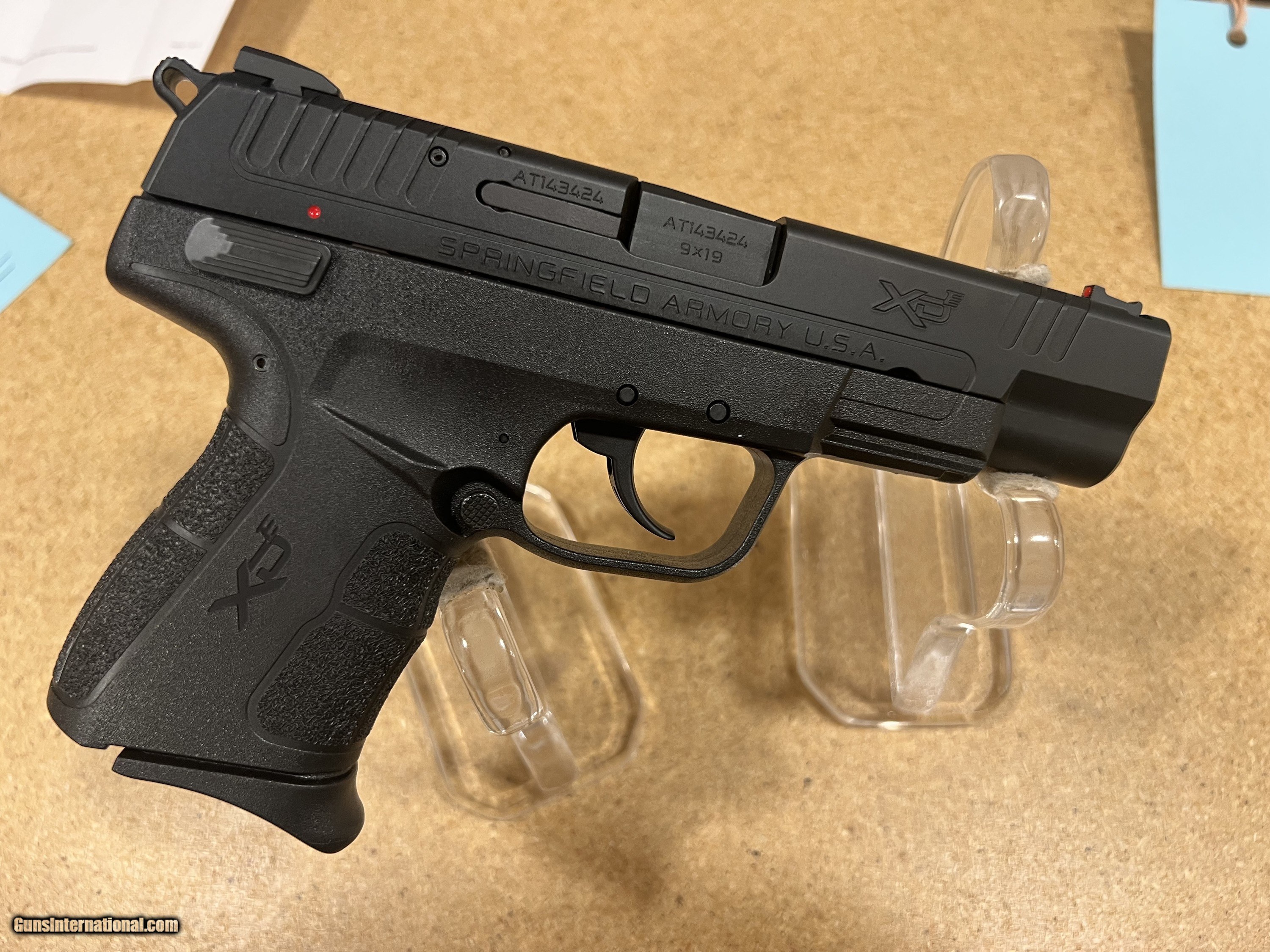 Springfield Armory XDE 9mm 4.5 like new for sale