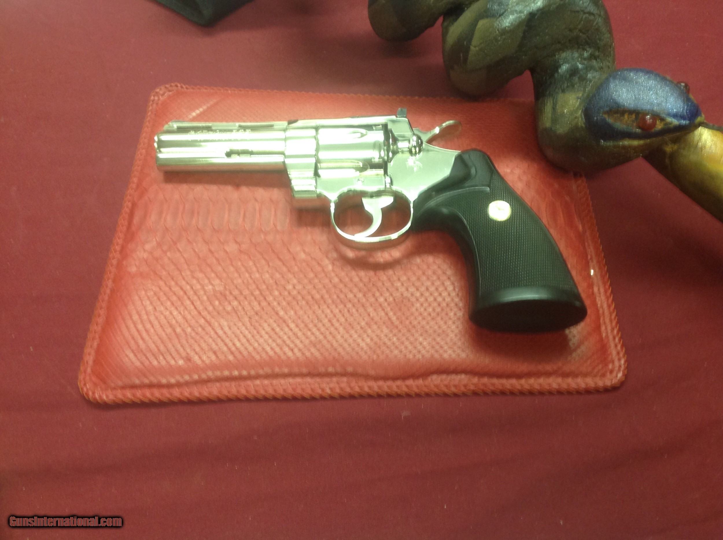 Python skin display mats