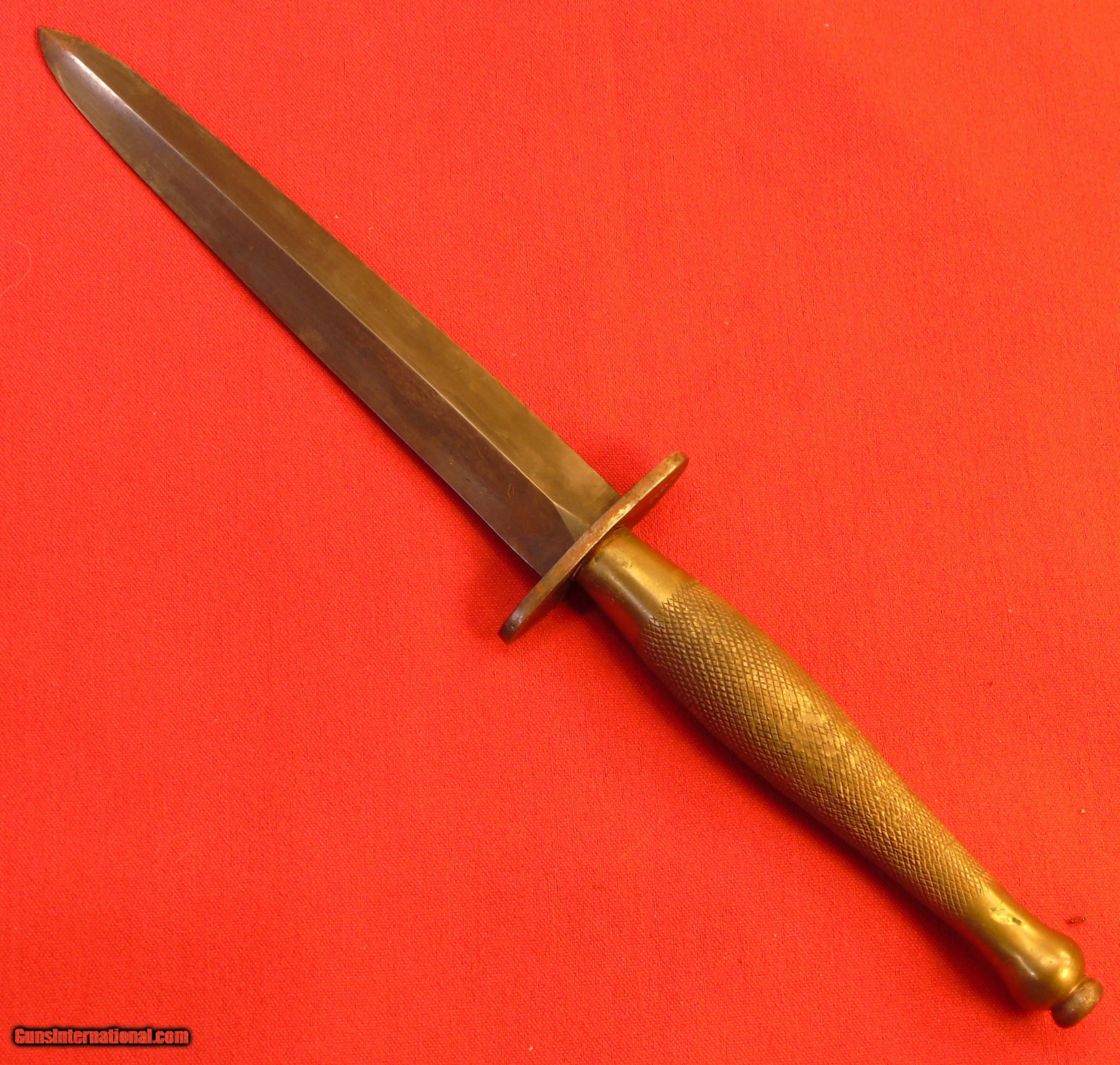 British Sikes Fairbairn Type Fighting Knife.