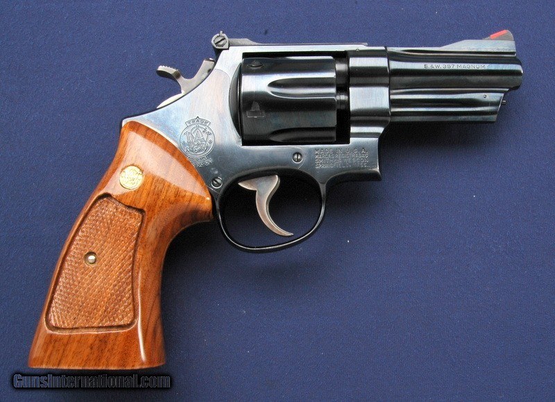 Excellent S&W 27-2 3 1/2" in custom Presentation case