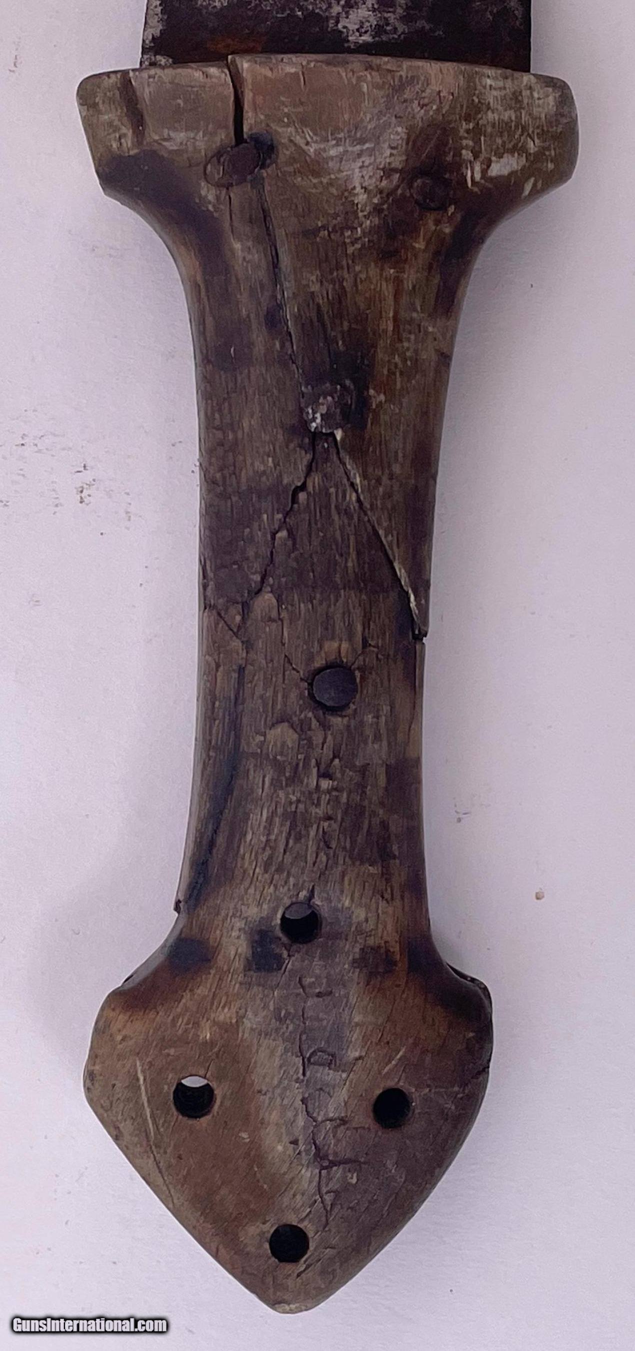 Middle Eastern Short Sword With Horn Grip