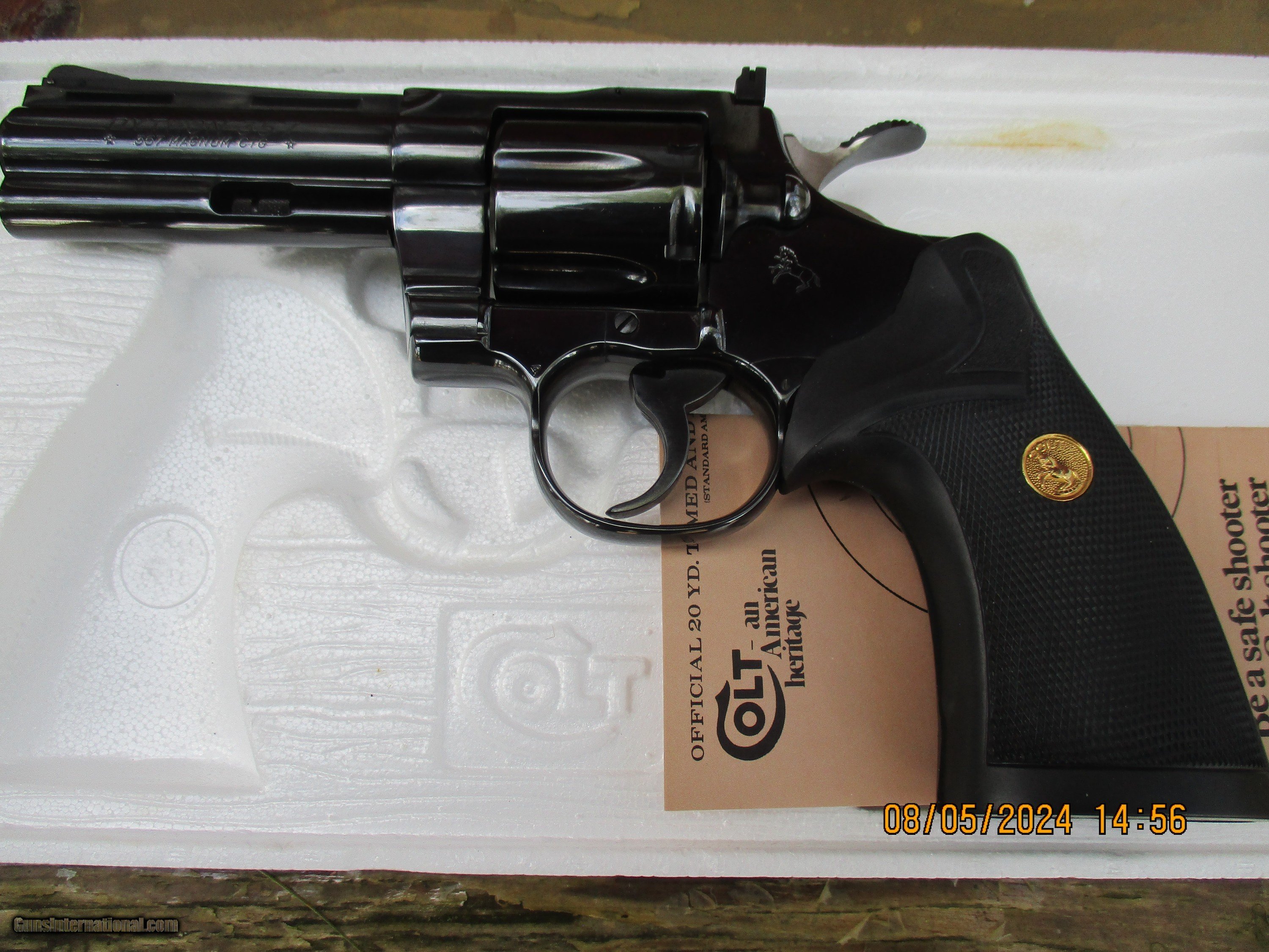 Colt Python 4" blue from 1978 in 357 magnum model (I3640) correct box ...