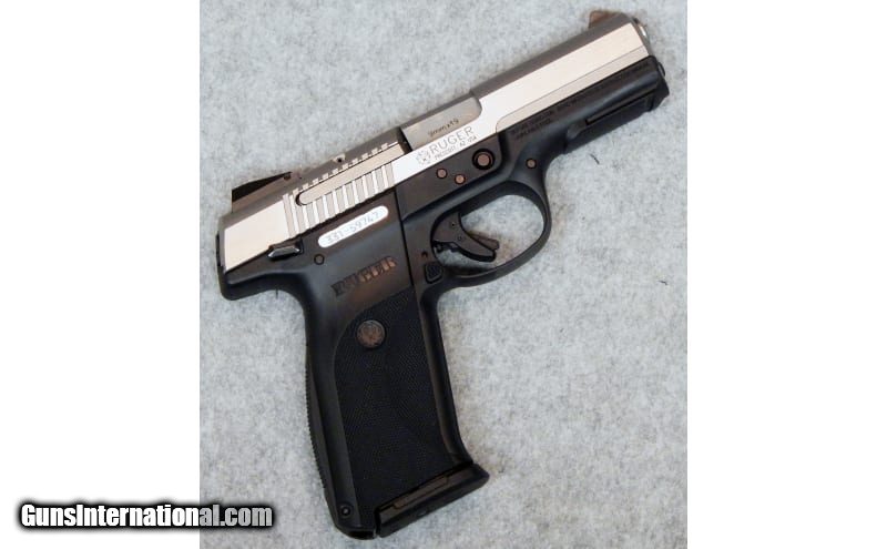 Ruger ~ SR9 ~ 9 mm Luger.
