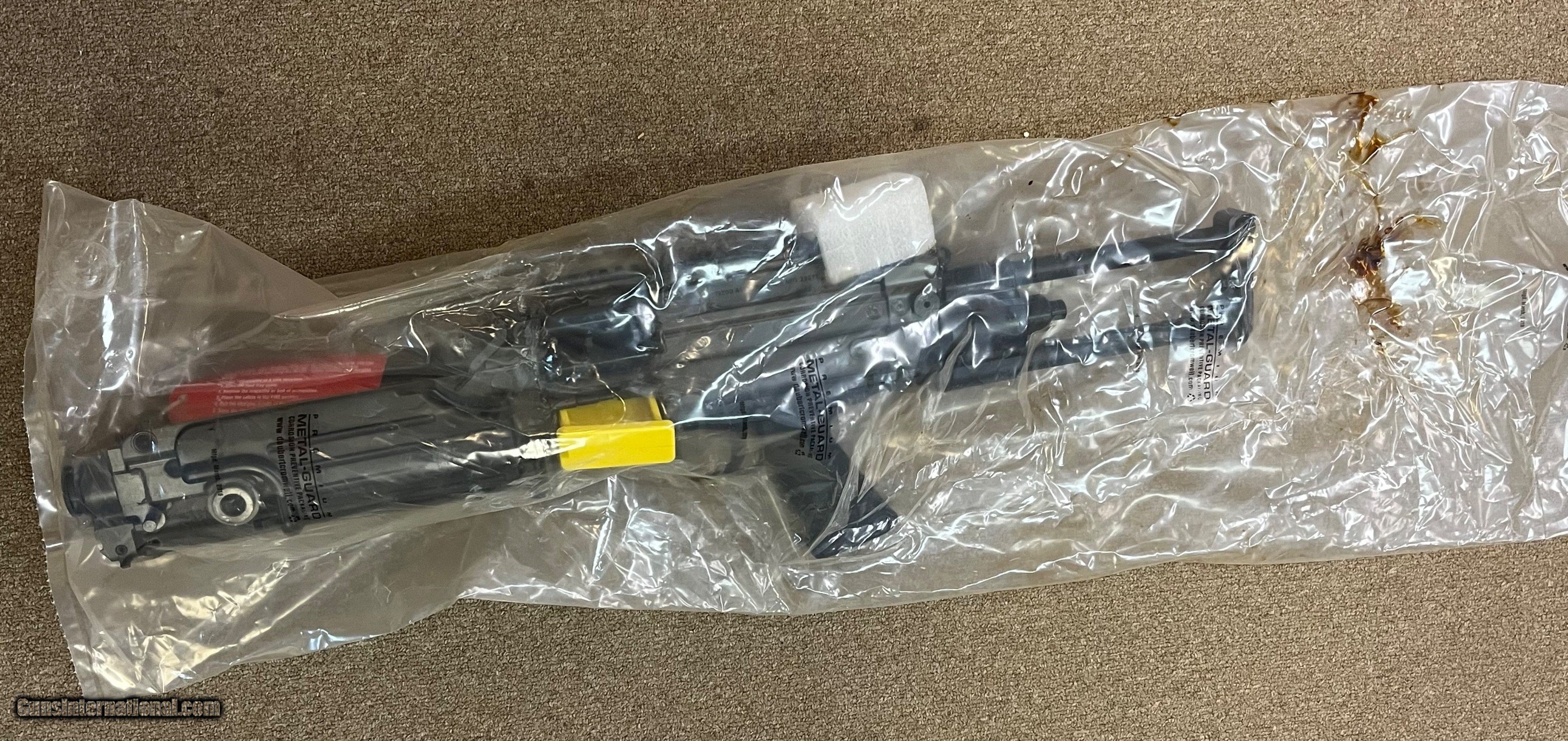 As new in box FN M249S Para - Brand new in original box and wrapping