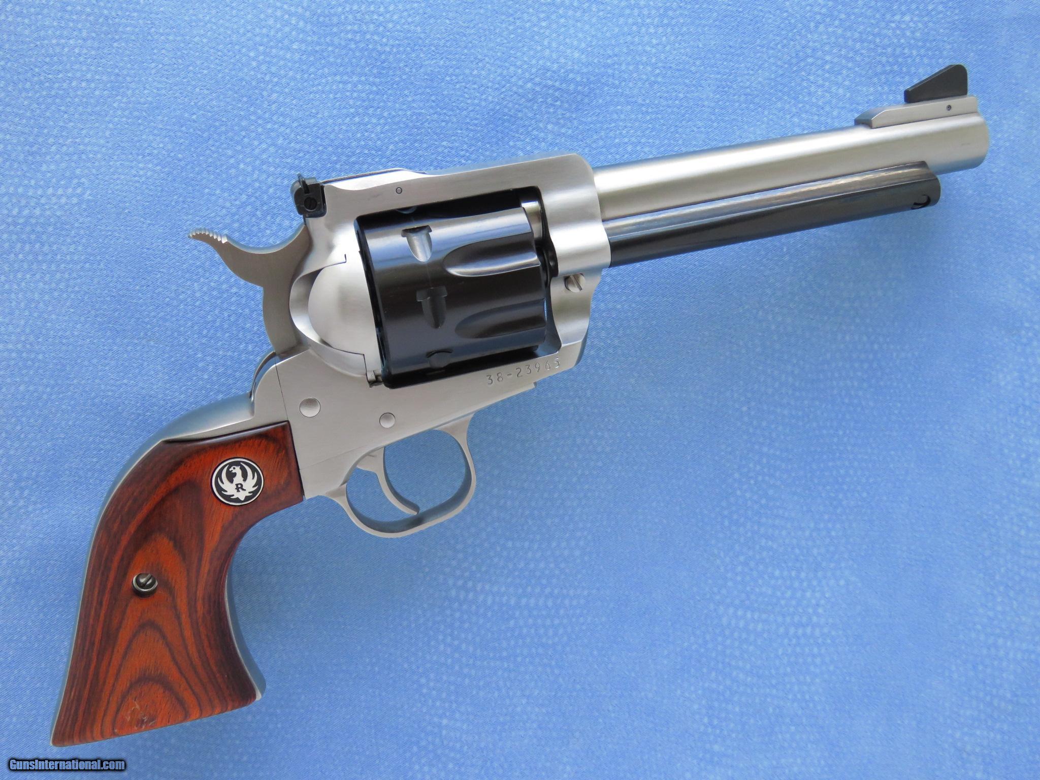Ruger Blackhawk "Rare Two Tone", Cal. .327 Magnum, 5 1/2 Inch Barrel ...