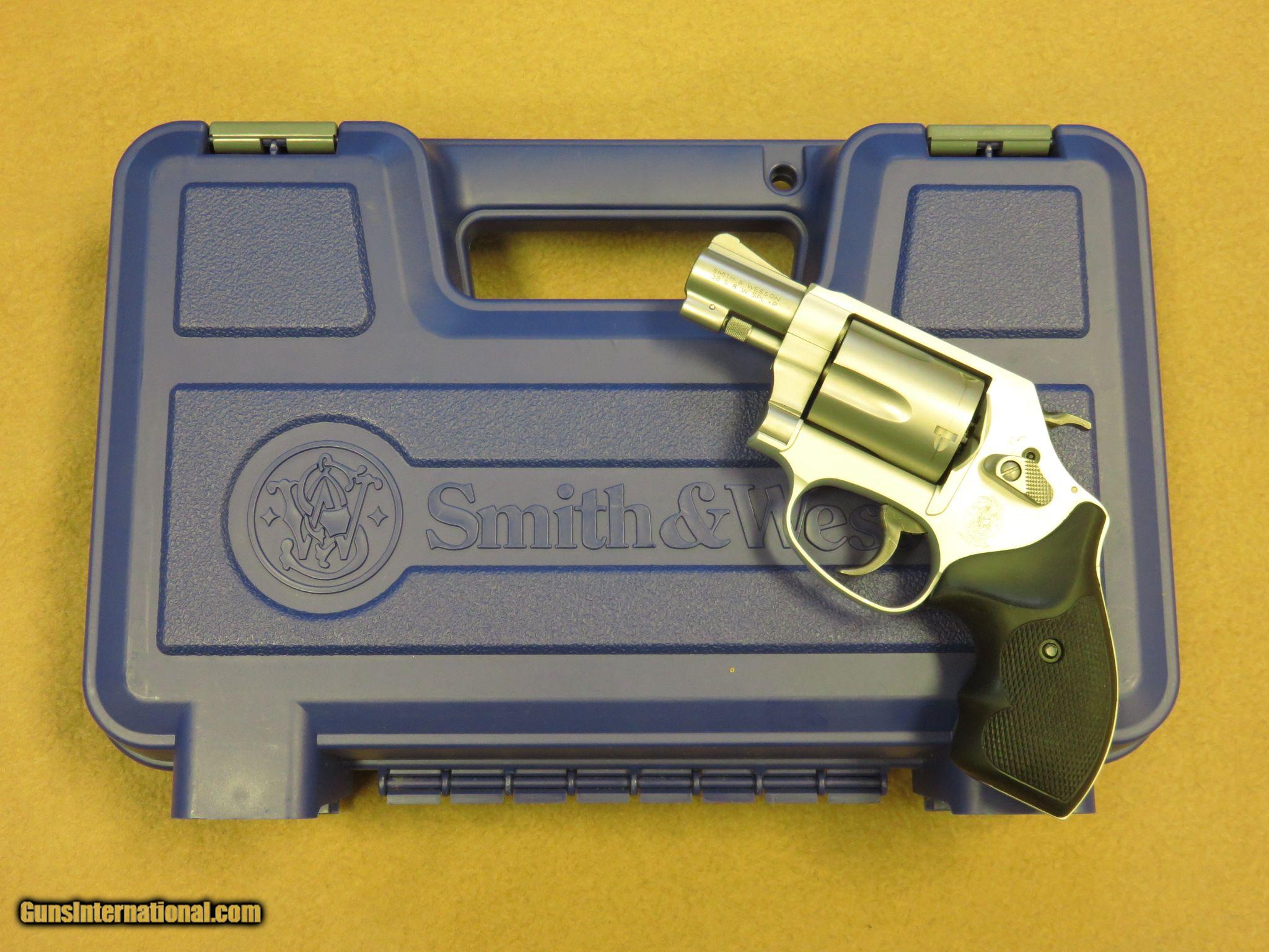 Smith & Wesson Model 637, Cal. .38 Special, Airweight