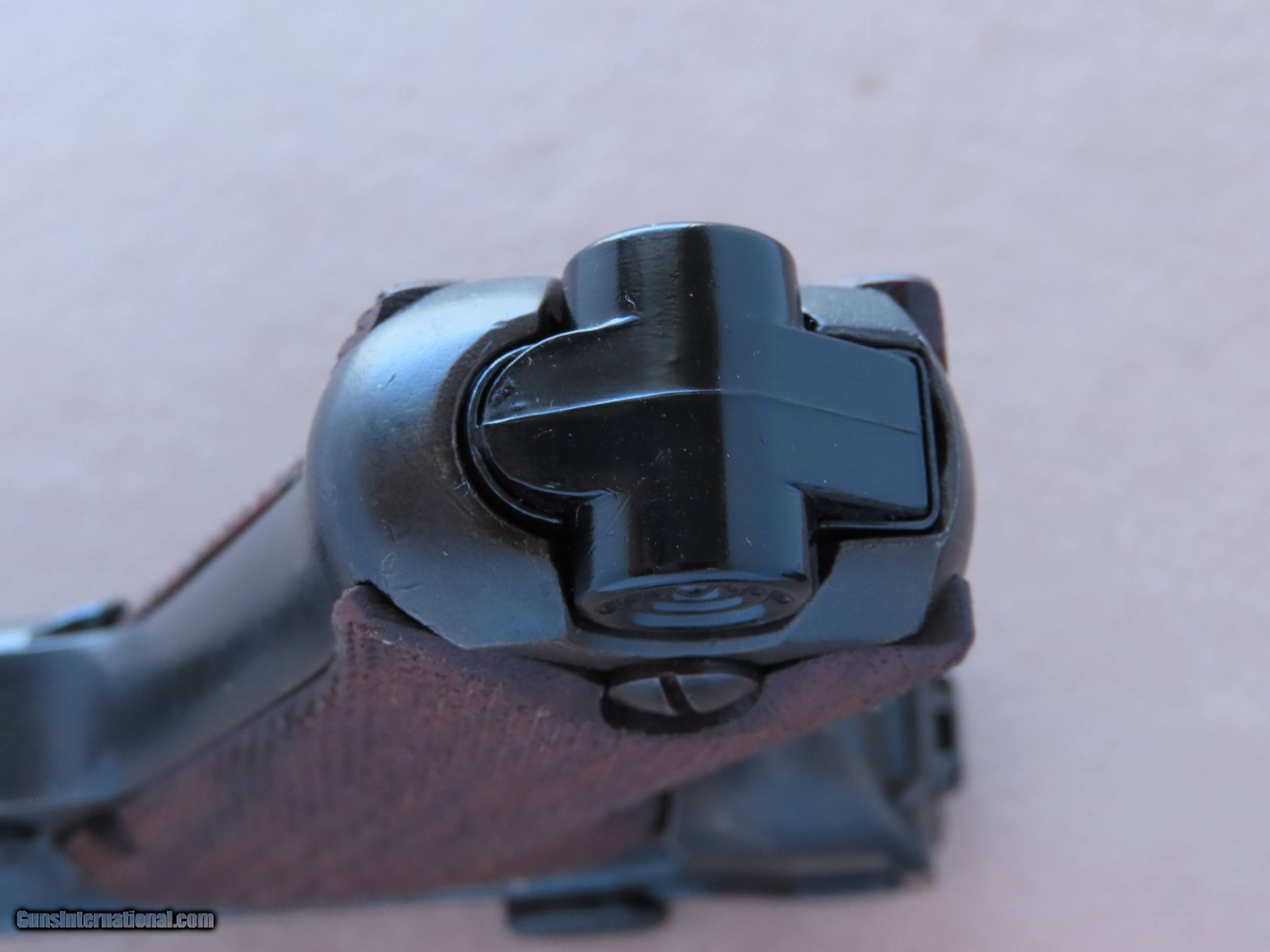 WW2 Russian-Capture Luger Pistol in 9mm Luger ** Good Shooter!