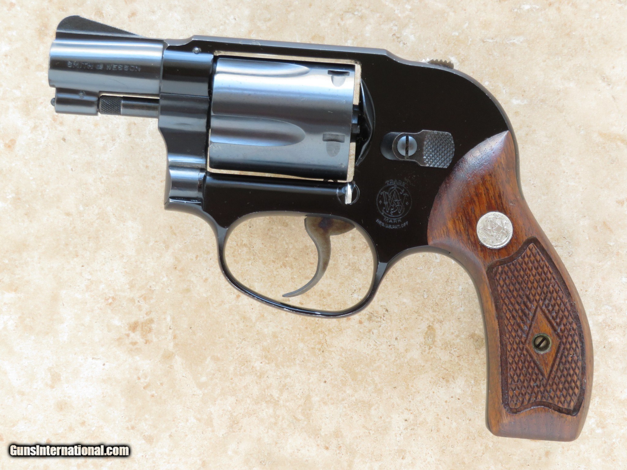 Smith & Wesson Model 38 Bodyguard Airweight, Cal. .38 Special, Mid 1960 ...