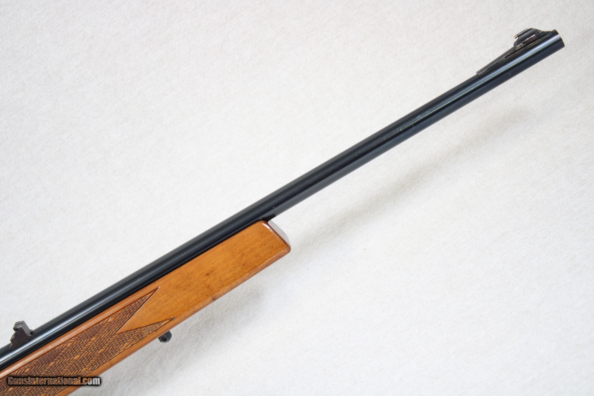 Late 1960's Vintage Weatherby Mark XXII chambered in .22LR w/ 24 ...